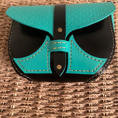 Leather Alien Abduction Desert Circle Purse With Interchangeable Charms ...