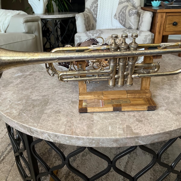 Horizontal Trumpet Display Stand - Etsy
