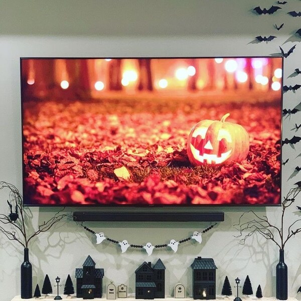 Halloween Felt Ghosts and Black Wood Beads Garland for Fireplace Mantel / Spooky Wall Home Decor ...