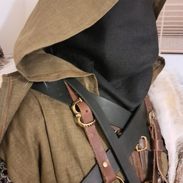 Hooded Ranger Surcoat, Medieval Assassin Vest - Adult Large One Size, 4 ...