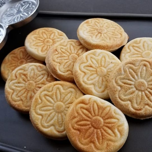 La Tigella Tigelliera 7 Places in Aluminum Tigelle Dia. 8,5 Cm, Tigelle ...