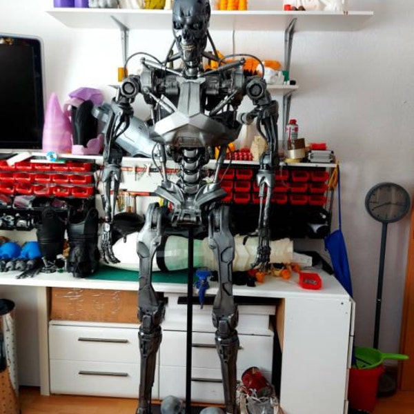 Genisys Terminator T800 Endoskeletton 1:1 Lifesize STL File Printable ...