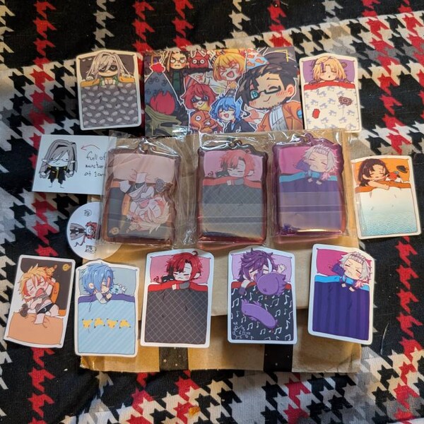 Vocaloid Hatsune Miku & Sandplanet Miku Badge Pins [CLEARANCE] - Etsy