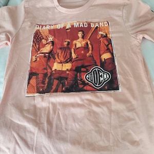 Living Single 90s TV Show Tee Popular Retro UNISEX Living Single T ...