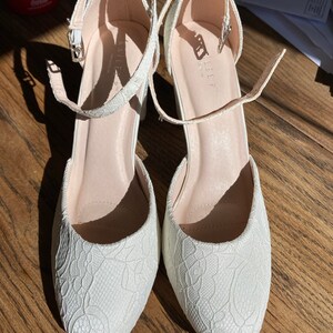 Ivory Lace Block Heel With SATIN BACK BOW, Women Wedding Shoes ...