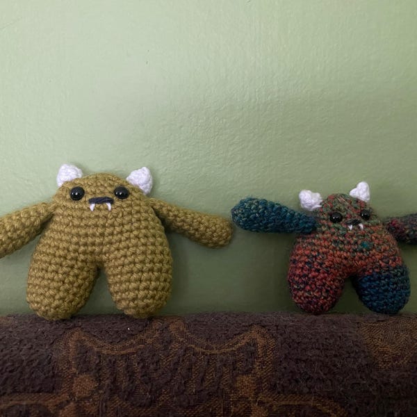 Mobius/ Infinity Loop Crochet Fidget Toy. Pick Your Own Colour and ...