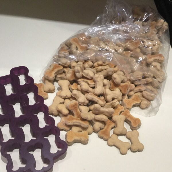 Multi-mini 12 Dog Bones Cookie Cutter and Fondant Cutter and Clay ...