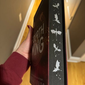 Fourth Wing Dragon Stencil Spines SVG/PNG File - Etsy