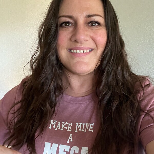 Make Mine A Mega Pint Shirt, Mega Pint Johnny Depp T-shirt, Support ...