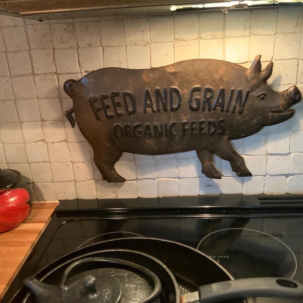 Vintage Style Metal Feed & Grain Organic Feeds Pig Sign Antique ...
