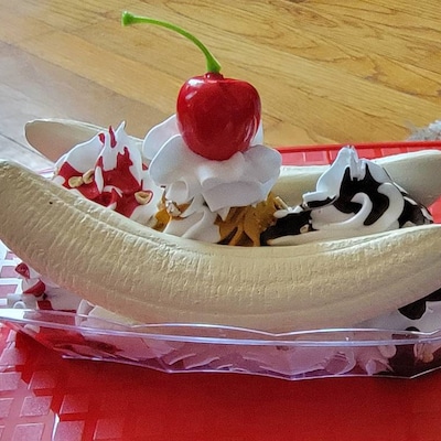 Fake Food Display 5 Piece Pastel Frosted Easter Spring Sugar Cookies ...