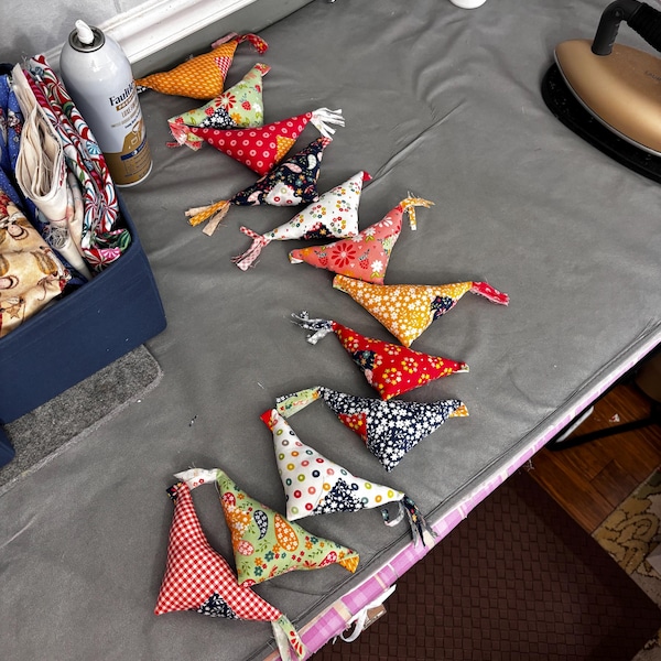 Prosperity Hens Sewing Pattern: Fabric Chickens Tutorial (PDF Download ...
