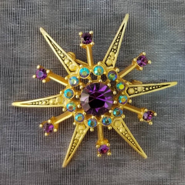 BROOCH LOCK Holds Your Clasp in Place and Along With the Pin Anchor ...