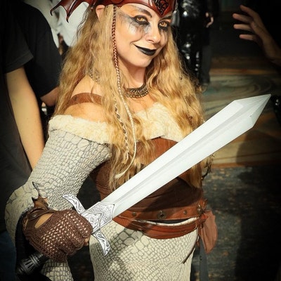 Custom Winged Leather Circlet - Etsy