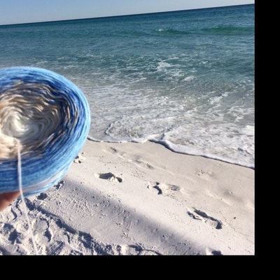 On the Beach 4 Ply Gradient Yarn Cotton Acrylic Yarn Wolltraum Beachy ...