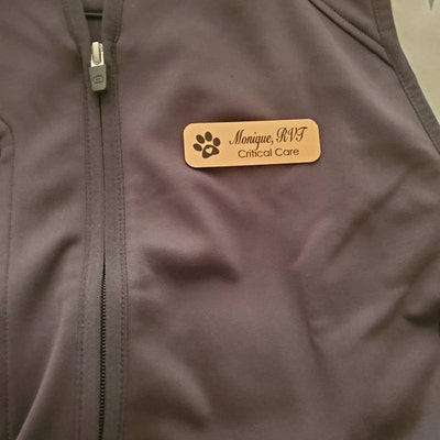 PAW PRINT Vet Tech Name Tag Veterinarian RVT Name Badge Veterinary ...