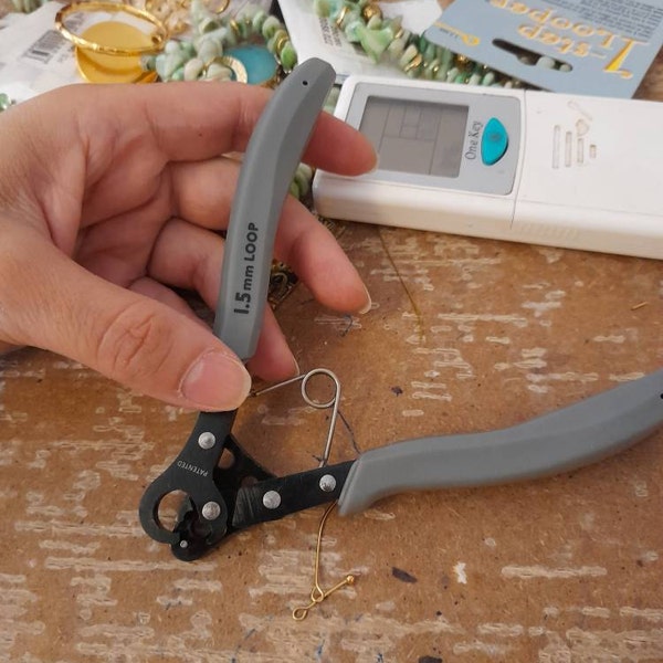 Beadsmith One Step Looper Loop Jewelry Making Tool - Etsy