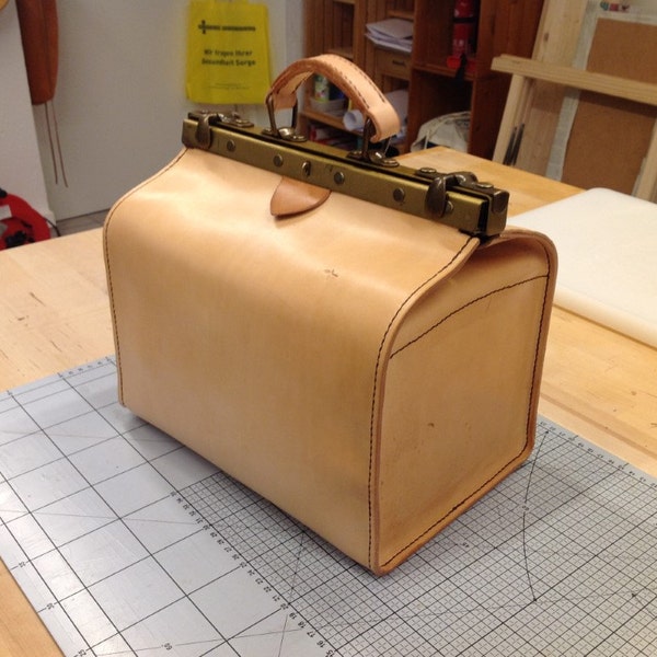 Doctor Bag Purse Frame With Screws Brushed Brass Metal Closure Purse ...