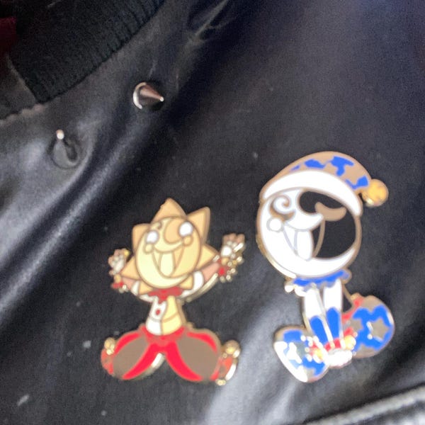FNAF Smol Sun and Mini Moon Glow-in-the-dark Enamel Pins + Free Sticker ...