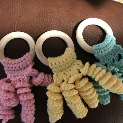 Sweet Bee NICU Snuggler Crochet Pattern, Octopus for Preemie, NICU ...