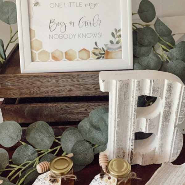 Printable Boy or Girl Bee Gender Reveal Sign // Bee Gender Reveal, Bee ...