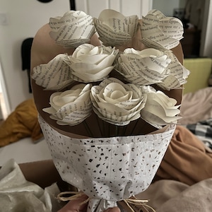 Book Page Flowers, Book Flowers, Paper Roses, Paper Flowers, Book Lover ...