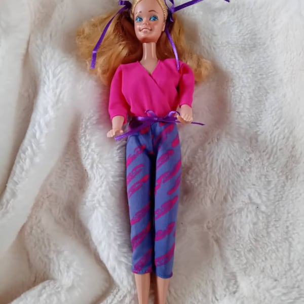 Vintage Barbie Kelly Pop up Playhouse Playset 1990’s With Accessories ...