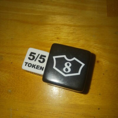 1x Gold Command Zone Metal Die 2, 4, 6, 8, 10 & 12 for Commander Tax ...