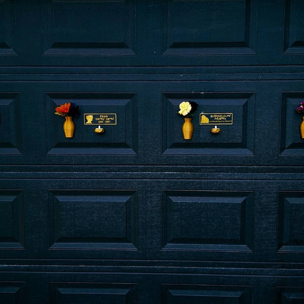 Mausoleum Niche Plaques and Accessories for Halloween; Graveyard ...