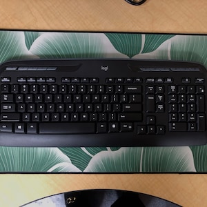 Black and Beige Pattern Mousepad, Wavy Lines, Abstract Art, Aesthetic ...