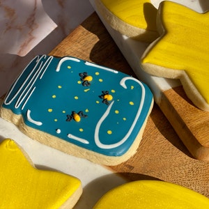 Blushed Bakes by Revas Haunted House 2 Halloween Cookie - Etsy