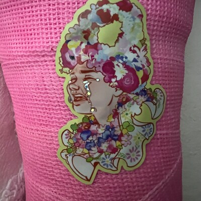 A24 MIDSOMMAR Crying May Queen Dani Ardor Florence Pugh Flower Crown ...