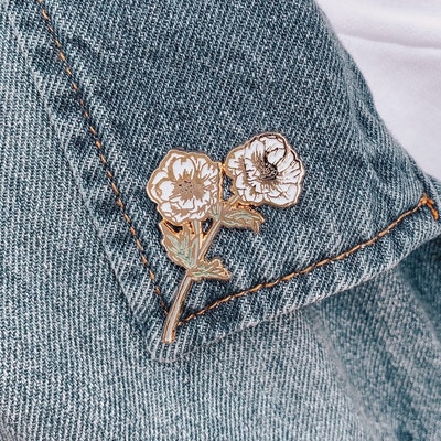 White Anemones Soft Enamel Pin - Etsy