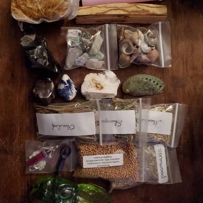 Small Mystery Box - Etsy