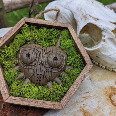 The Legend of Zelda : Majora's Mask Hand Painted With Wood Grain Finish ...