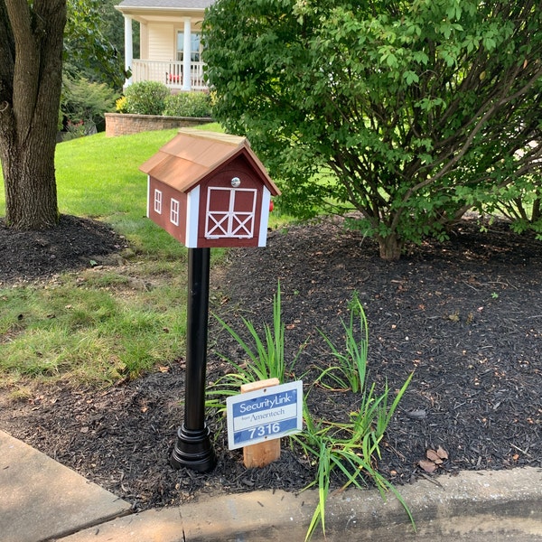 Traditional Dutch Barn Wooden Mailbox - Etsy