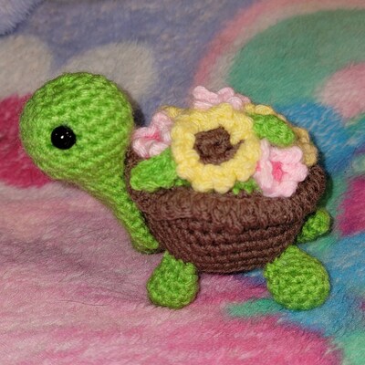 Crochet Pattern Turtle With Flowers, Mother's Day Gift Turtle, Crochet ...