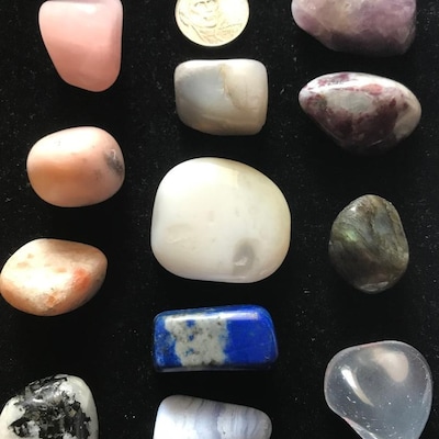 White Calcite Crystal Tumbled Stone Polished Gemstone / Spirituality ...