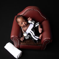 LIMITED-TIME SALE! Adorable Baby Boxing Set for First Pictures ...