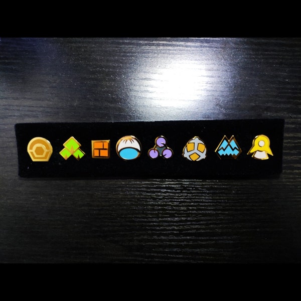 Framed Collection Complete Pokemon Badges Kanto/johto/hoenn/sinnoh ...