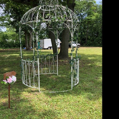 Wedding Photo Booth Directional Arrow Sign, Rustic Woodland Wedding ...