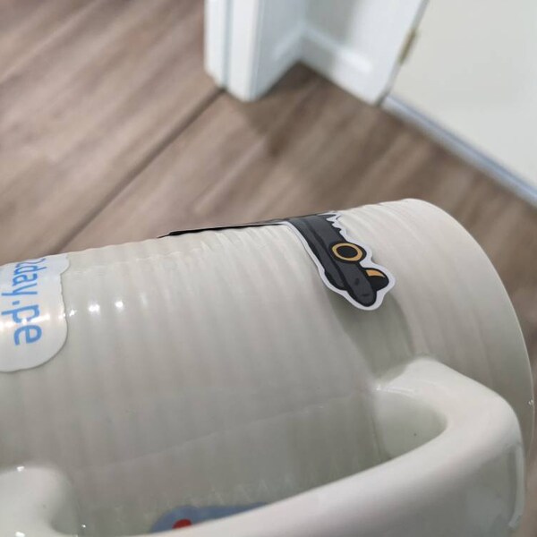 HTTYD Toothless Meme Sticker FREE SHIPPING - Etsy