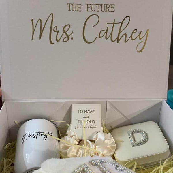 Luxury Bride Gift Box Set, Future Mrs Gift Box,personalized Bridal ...