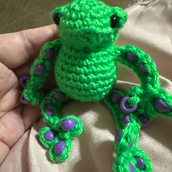 Beaded Fidget Frog Crochet Pattern: Beginner Friendly, No Sew, Sensory ...