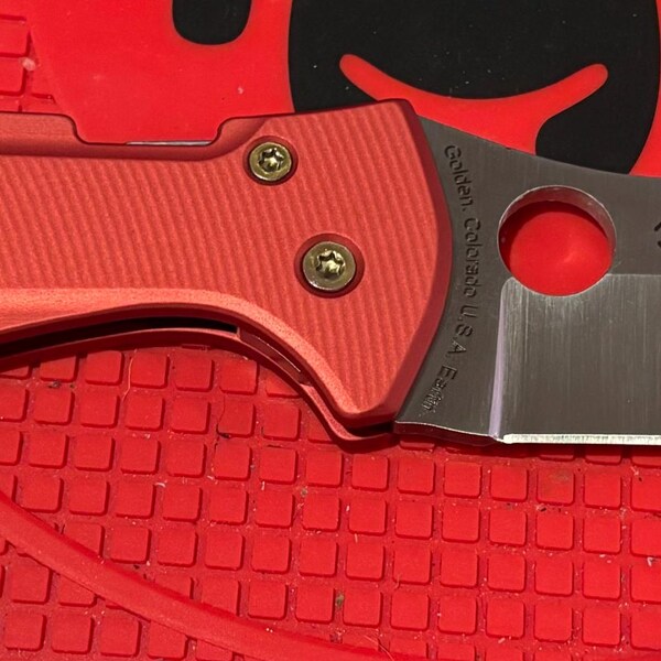 Red Replacement Scale & Pivot Screws for Spyderco Manix 2 G10 Manix XL ...