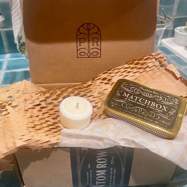 The Matchbox Vintage-style Gold Tin With 40 3-inch Matches Candle ...