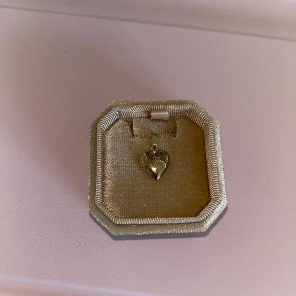 Round Circle Mini Locket, Gold Filled, Silver, Minimalist Personalized ...