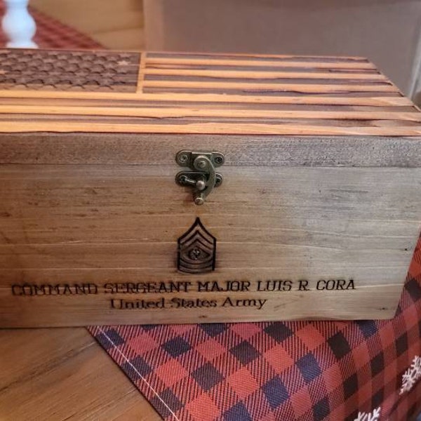 Large Box Mountain Scene Memento Gift Box - Etsy