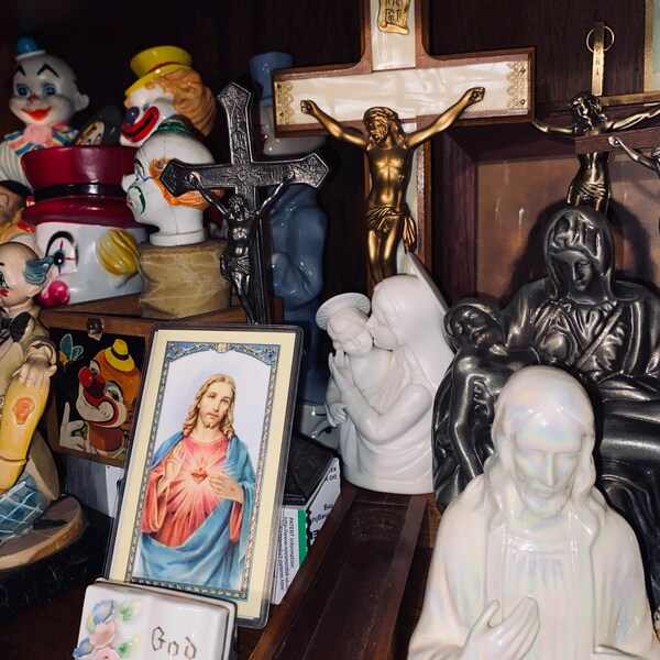 3D Printed Resin Grave Marker! A Duplicate of a Real Life Gravemarker. Draped Urn and Floral ...