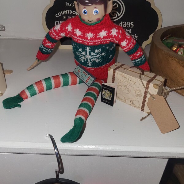 Elf Arrival Accessories 2 Mini Suitcases, Elf Letters and Map Set We're ...